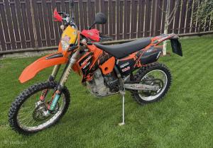 Orange KTM EXC 2004 in Klaipeda, with an engine capacity of 0.45 L and mileage of 0 thousand km for 2700 €, photo 1 on AUTOMOTO.COM.LV