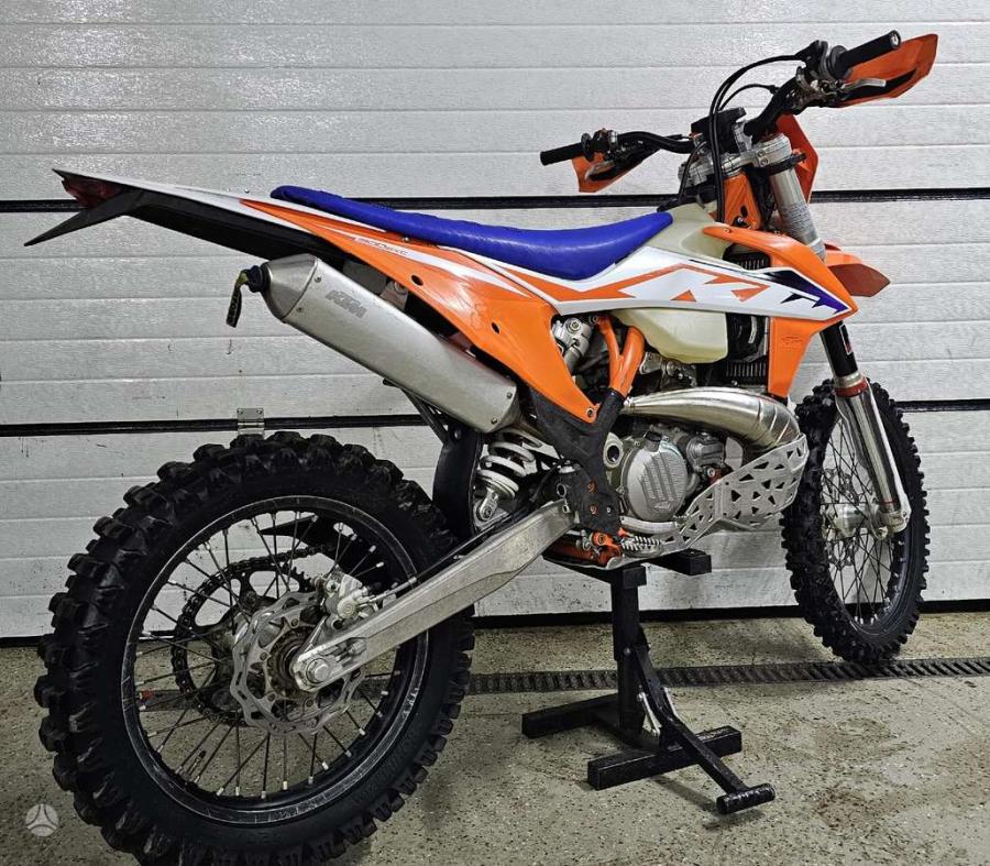 Oranžs KTM EXC 2023 Klaipėda, ar dzinēja tilpumu 0.30 L un nobraukumu 5 tūkst. km par 7500 €, foto 4 vietnē AUTOMOTO.COM.LV