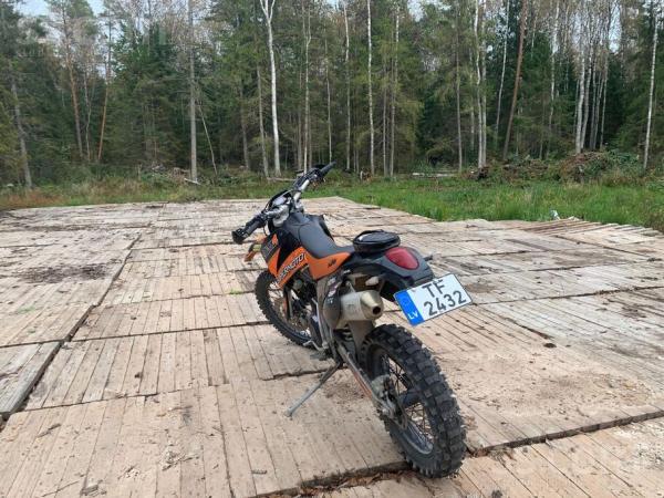 KTM LC 4 2002 in Riga, with an engine capacity of 0.62 L and mileage of 0 thousand km for 1700 €, photo 2 on AUTOMOTO.COM.LV