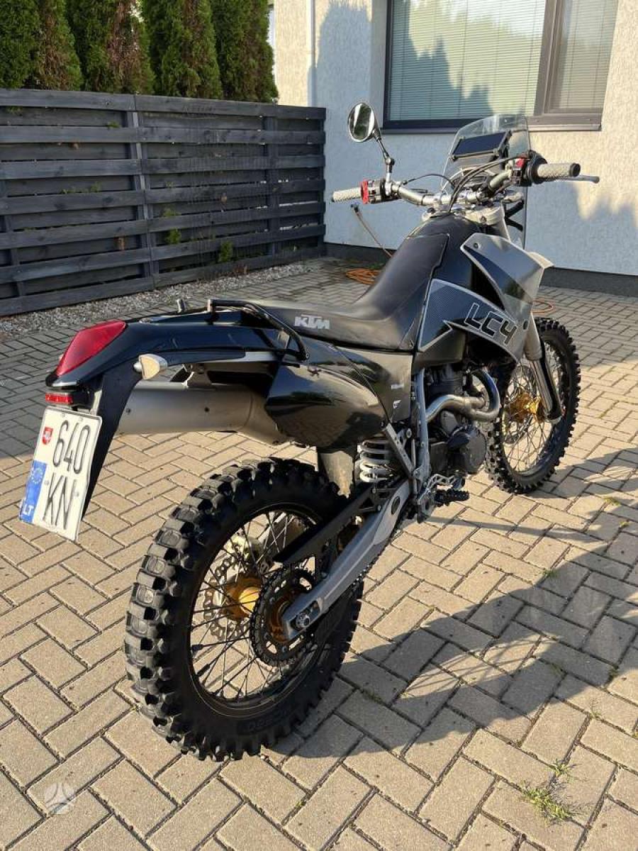 KTM LC 2004 Viļņa, ar dzinēja tilpumu 0.64 L un nobraukumu 23 tūkst. km par 2200 €, foto 3 vietnē AUTOMOTO.COM.LV