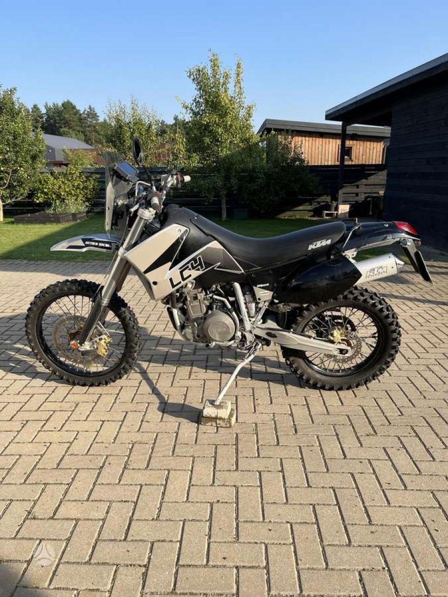 KTM LC 2004 Viļņa, ar dzinēja tilpumu 0.64 L un nobraukumu 23 tūkst. km par 2200 €, foto 5 vietnē AUTOMOTO.COM.LV