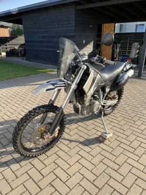 KTM LC 2004 Viļņa, ar dzinēja tilpumu 0.64 L un nobraukumu 23 tūkst. km par 2200 €, foto 6 vietnē AUTOMOTO.COM.LV