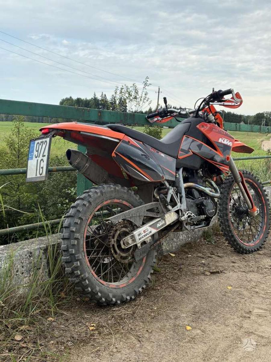 Orange KTM LC 2002 in Ignalina, with an engine capacity of 0.63 L and mileage of 70 thousand km for 2300 €, photo 15 on AUTOMOTO.COM.LV