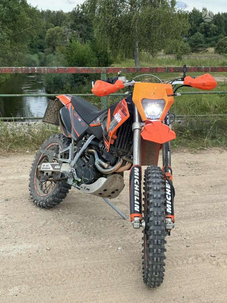 Orange KTM LC 2002 in Ignalina, with an engine capacity of 0.63 L and mileage of 70 thousand km for 2300 €, photo 17 on AUTOMOTO.COM.LV