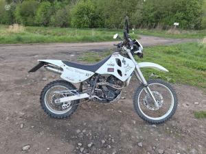 Balts KTM LC 1999 Šauļi, ar dzinēja tilpumu 0.61 L un nobraukumu 22 tūkst. km par 1400 €, foto 4 vietnē AUTOMOTO.COM.LV