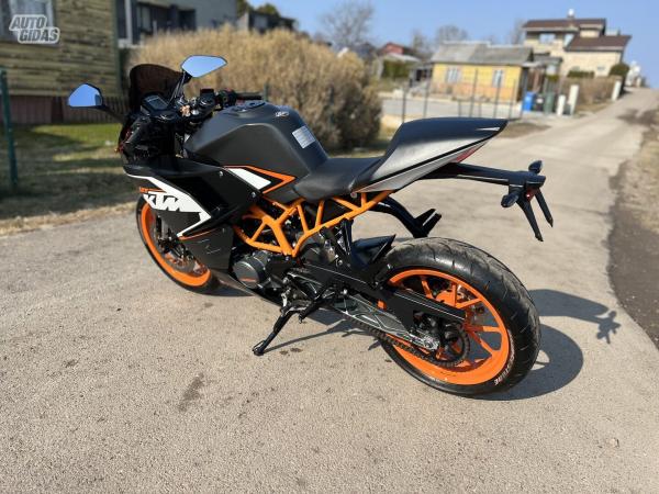 Black KTM RC 2016 in Prienai, with an engine capacity of 0.13 L and mileage of 20 thousand km for 2050 €, photo 7 on AUTOMOTO.COM.LV
