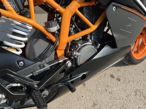 Black KTM RC 2016 in Prienai, with an engine capacity of 0.13 L and mileage of 20 thousand km for 2050 €, photo 9 on AUTOMOTO.COM.LV
