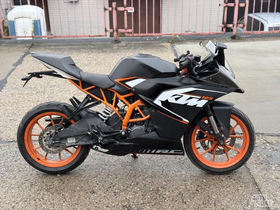 Melns KTM RC 2016 Kauņa, ar dzinēja tilpumu 0.13 L un nobraukumu 19 tūkst. km par 1770 €, foto 1 vietnē AUTOMOTO.COM.LV