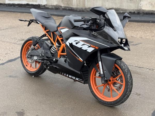 Black KTM RC 2016 in Kaunas, with an engine capacity of 0.13 L and mileage of 19 thousand km for 1770 €, photo 3 on AUTOMOTO.COM.LV