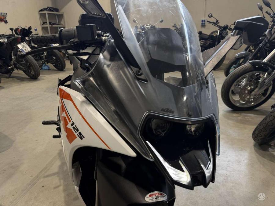 Black KTM RC 2016 in Siauliai, with an engine capacity of 0.13 L and mileage of 22 thousand km for 1990 €, photo 6 on AUTOMOTO.COM.LV