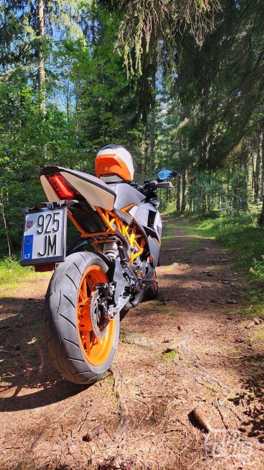 Melns KTM RC 2016 Plungė, ar dzinēja tilpumu 0.13 L un nobraukumu 32 tūkst. km par 1900 €, foto 6 vietnē AUTOMOTO.COM.LV