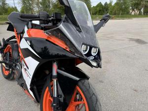 Melns KTM RC 2020 Akmenė, ar dzinēja tilpumu 0.39 L un nobraukumu 24 tūkst. km par 2800 €, foto 6 vietnē AUTOMOTO.COM.LV