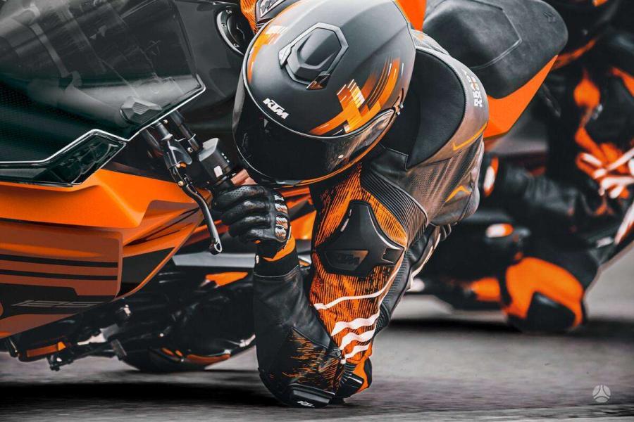 Melns KTM RC 2024 Viļņa, ar dzinēja tilpumu 0.13 L un nobraukumu 0 tūkst. km par 3590 €, foto 5 vietnē AUTOMOTO.COM.LV