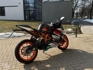 KTM RC 2015 in Kaunas, with an engine capacity of 0.13 L and mileage of 31 thousand km for 1870 €, photo 3 on AUTOMOTO.COM.LV