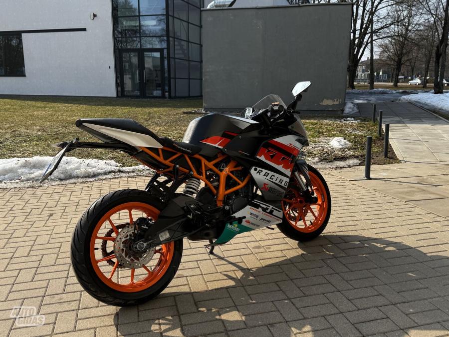 KTM RC 2015 in Kaunas, with an engine capacity of 0.13 L and mileage of 31 thousand km for 1870 €, photo 3 on AUTOMOTO.COM.LV