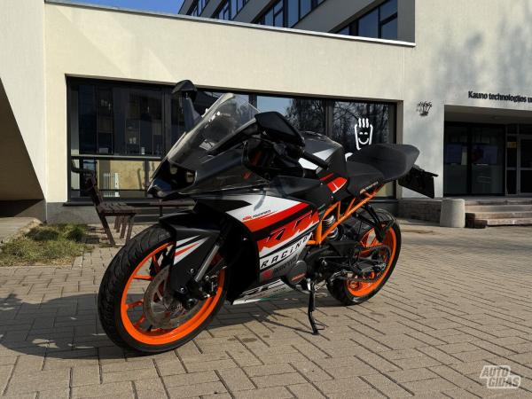 KTM RC 2015 Kauņa, ar dzinēja tilpumu 0.13 L un nobraukumu 31 tūkst. km par 1870 €, foto 6 vietnē AUTOMOTO.COM.LV