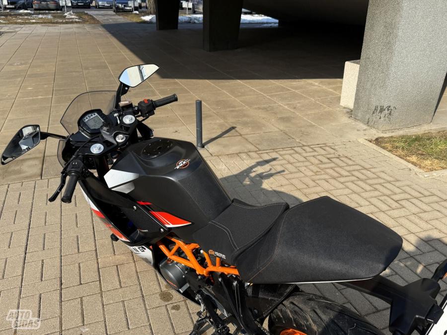 KTM RC 2015 in Kaunas, with an engine capacity of 0.13 L and mileage of 31 thousand km for 1870 €, photo 10 on AUTOMOTO.COM.LV