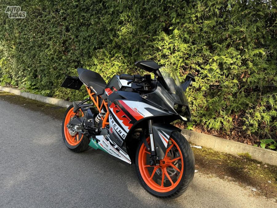 KTM RC 2015 in Kaunas, with an engine capacity of 0.13 L and mileage of 32 thousand km for 1880 €, photo 1 on AUTOMOTO.COM.LV