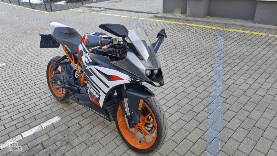 KTM RC 2015 in Kaunas, with an engine capacity of 0.13 L and mileage of 28 thousand km for 2050 €, photo 3 on AUTOMOTO.COM.LV