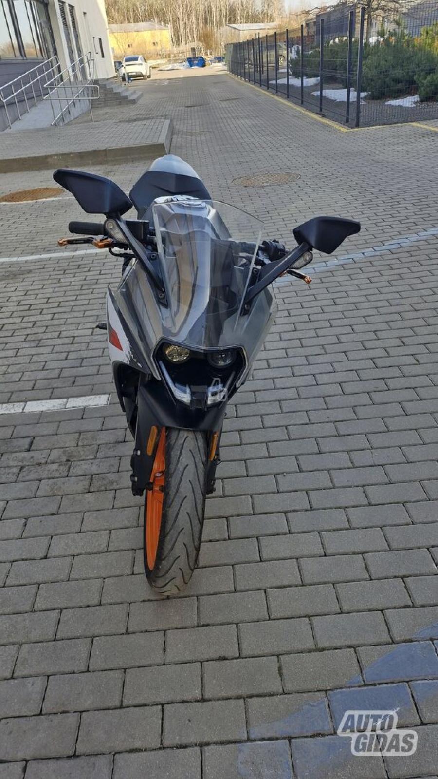 KTM RC 2015 in Kaunas, with an engine capacity of 0.13 L and mileage of 28 thousand km for 2050 €, photo 10 on AUTOMOTO.COM.LV
