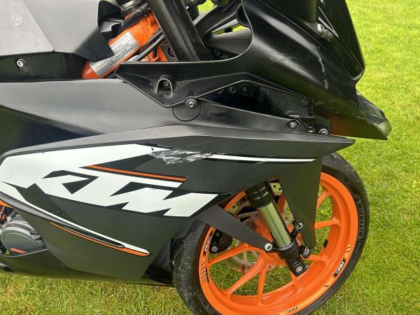 KTM RC 2015 in Kretinga, with an engine capacity of 0.13 L and mileage of 25 thousand km for 2350 €, photo 7 on AUTOMOTO.COM.LV