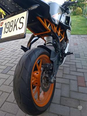 KTM RC 2015 Klaipėda, ar dzinēja tilpumu 0.39 L un nobraukumu 16 tūkst. km par 3400 €, foto 6 vietnē AUTOMOTO.COM.LV