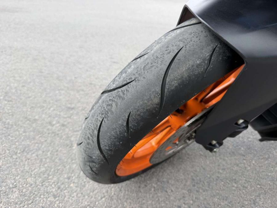KTM RC 2015 in Kaunas, with an engine capacity of 0.13 L and mileage of 19 thousand km for 1850 €, photo 7 on AUTOMOTO.COM.LV