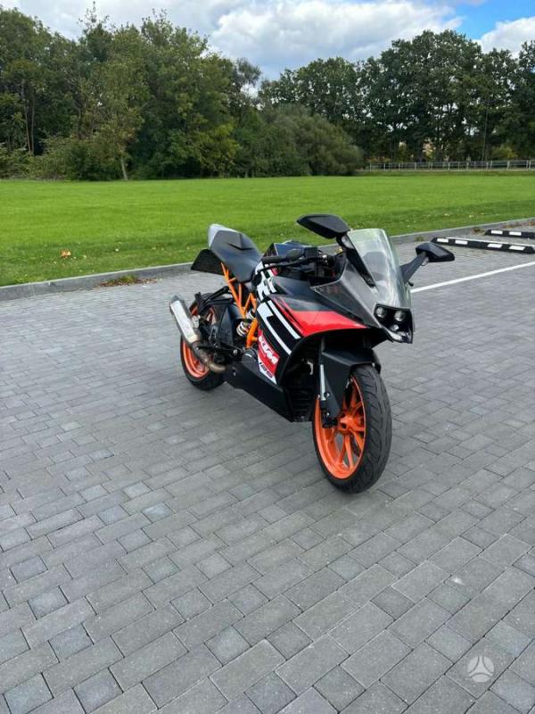 KTM RC 2015 in Kaunas on AUTOMOTO.COM.LV KTM RC 2015 in Kaunas, with an engine capacity of 0.13 L and mileage of 26 thousand km for 1850 €, photo 3 on AUTOMOTO.COM.LV