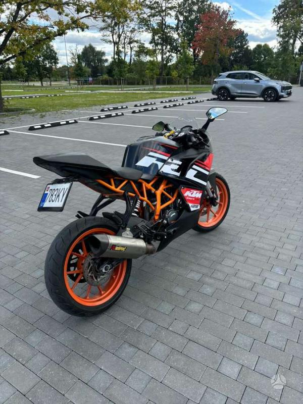 KTM RC 2015 in Kaunas on AUTOMOTO.COM.LV KTM RC 2015 in Kaunas, with an engine capacity of 0.13 L and mileage of 26 thousand km for 1850 €, photo 4 on AUTOMOTO.COM.LV
