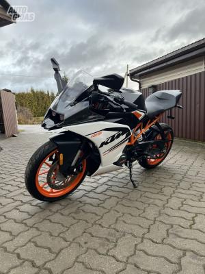 KTM RC 2016 Prienai, ar dzinēja tilpumu 0.13 L un nobraukumu 23 tūkst. km par 2050 €, foto 2 vietnē AUTOMOTO.COM.LV