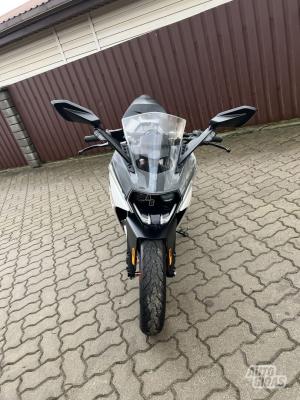 KTM RC 2016 Prienai, ar dzinēja tilpumu 0.13 L un nobraukumu 23 tūkst. km par 2050 €, foto 3 vietnē AUTOMOTO.COM.LV
