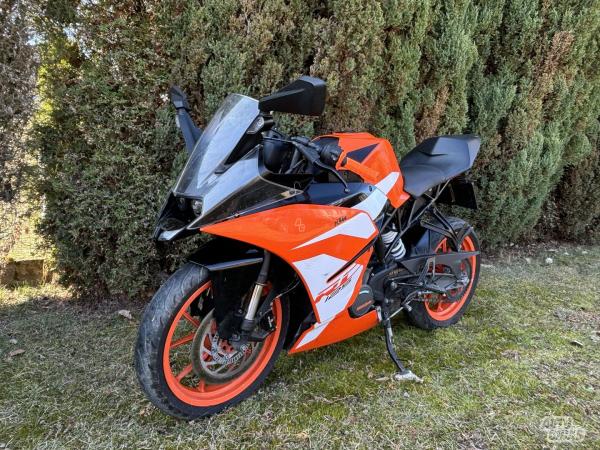 KTM RC 2017 Kauņa, ar dzinēja tilpumu 0.13 L un nobraukumu 24 tūkst. km par 1950 €, foto 1 vietnē AUTOMOTO.COM.LV
