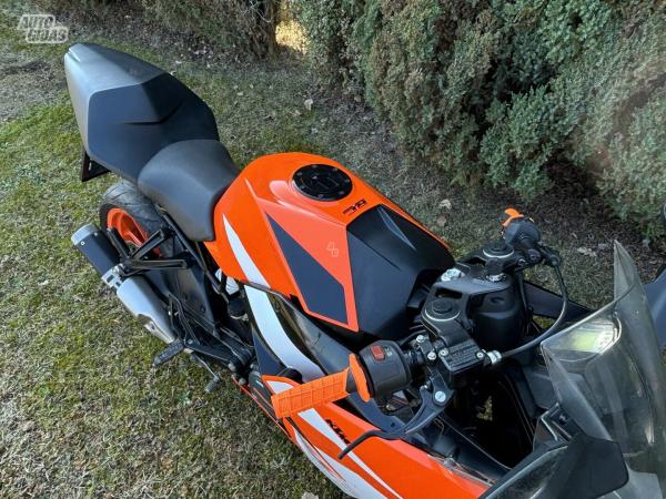 KTM RC 2017 Kauņa, ar dzinēja tilpumu 0.13 L un nobraukumu 24 tūkst. km par 1950 €, foto 6 vietnē AUTOMOTO.COM.LV