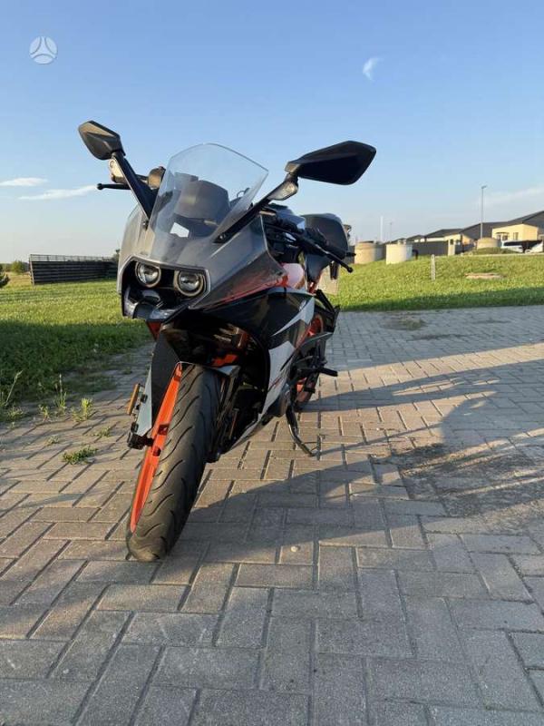 KTM RC 2017 Klaipėda, ar dzinēja tilpumu 0.39 L un nobraukumu 19 tūkst. km par 3000 €, foto 1 vietnē AUTOMOTO.COM.LV