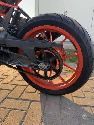 KTM RC 2017 Klaipėda, ar dzinēja tilpumu 0.39 L un nobraukumu 19 tūkst. km par 3000 €, foto 9 vietnē AUTOMOTO.COM.LV