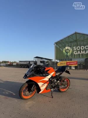 KTM RC 2018 in Mazeikiai, with an engine capacity of 0.13 L and mileage of 27 thousand km for 2350 €, photo 3 on AUTOMOTO.COM.LV