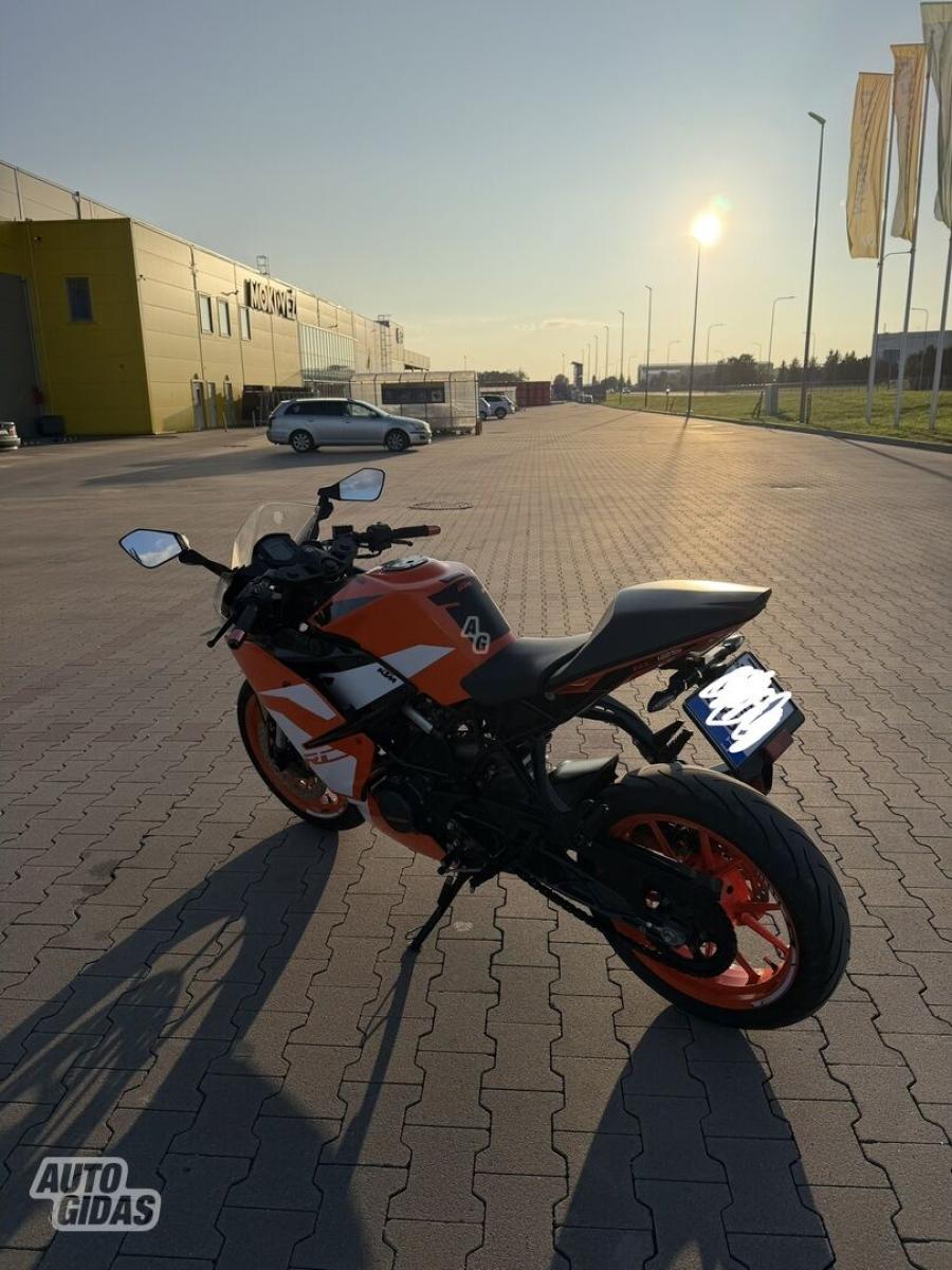 KTM RC 2018 in Mazeikiai, with an engine capacity of 0.13 L and mileage of 27 thousand km for 2350 €, photo 8 on AUTOMOTO.COM.LV