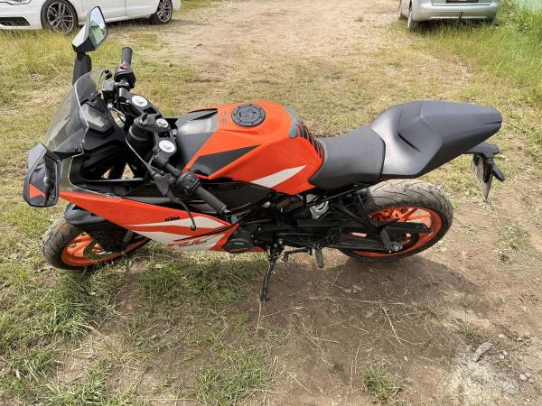 KTM RC 2019 Klaipėda, ar dzinēja tilpumu 0.13 L un nobraukumu 15 tūkst. km par 1900 €, foto 2 vietnē AUTOMOTO.COM.LV