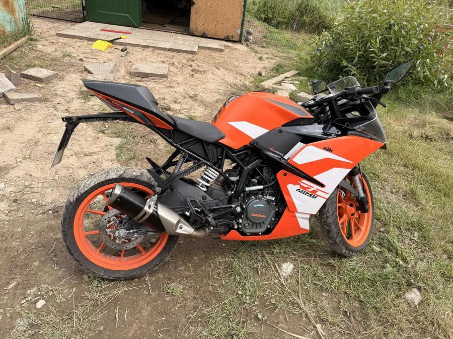KTM RC 2019 Klaipėda, ar dzinēja tilpumu 0.13 L un nobraukumu 15 tūkst. km par 1900 €, foto 4 vietnē AUTOMOTO.COM.LV