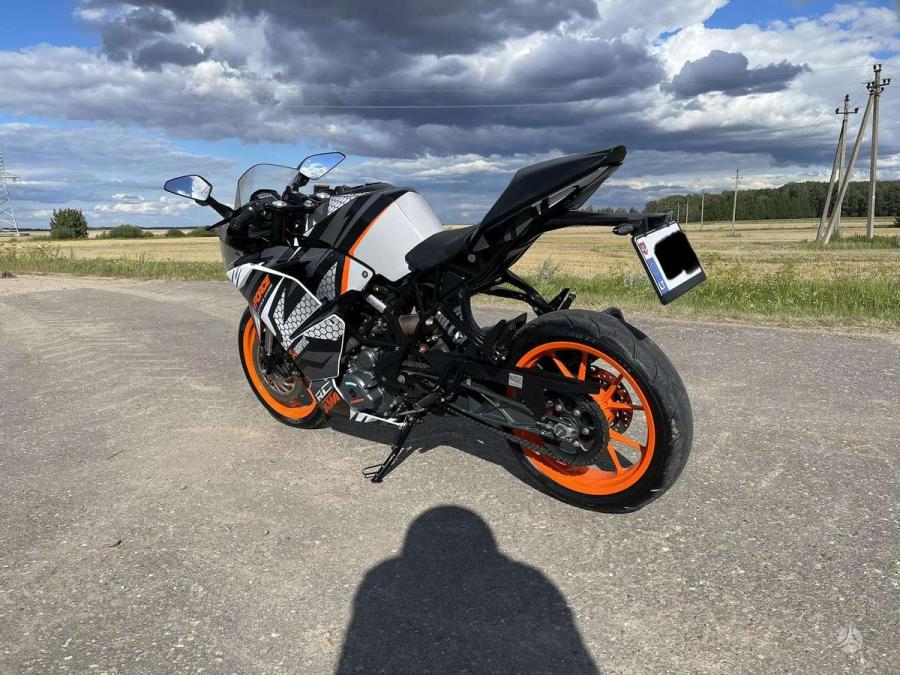 KTM RC 2019 Vilkaviškis, ar dzinēja tilpumu 0.13 L un nobraukumu 3 tūkst. km par 3999 €, foto 7 vietnē AUTOMOTO.COM.LV