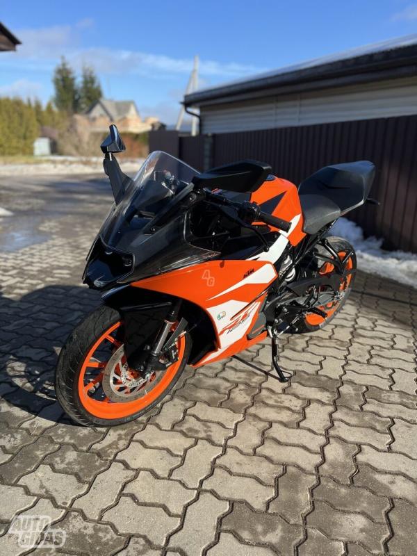 KTM RC 2020 in Prienai, with an engine capacity of 0.13 L and mileage of 18 thousand km for 2450 €, photo 2 on AUTOMOTO.COM.LV