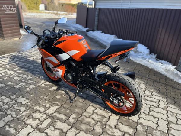 KTM RC 2020 in Prienai, with an engine capacity of 0.13 L and mileage of 18 thousand km for 2450 €, photo 4 on AUTOMOTO.COM.LV