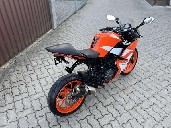 KTM RC 2020 in Prienai, with an engine capacity of 0.13 L and mileage of 14 thousand km for 1850 €, photo 7 on AUTOMOTO.COM.LV