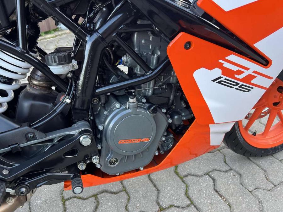 KTM RC 2020 in Prienai, with an engine capacity of 0.13 L and mileage of 14 thousand km for 1850 €, photo 10 on AUTOMOTO.COM.LV