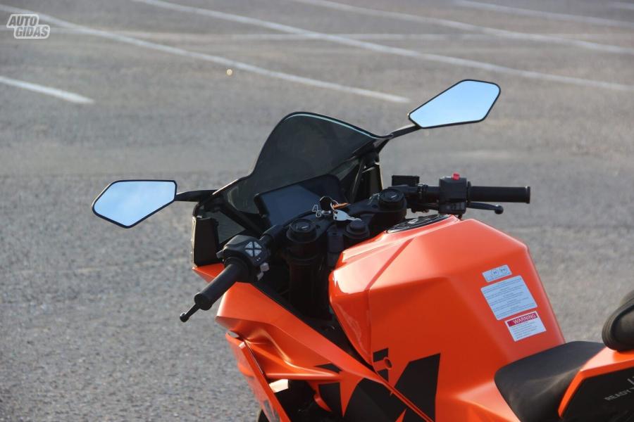KTM RC 2023 in Silute, with an engine capacity of 0.13 L and mileage of 14 thousand km for 2999 €, photo 4 on AUTOMOTO.COM.LV