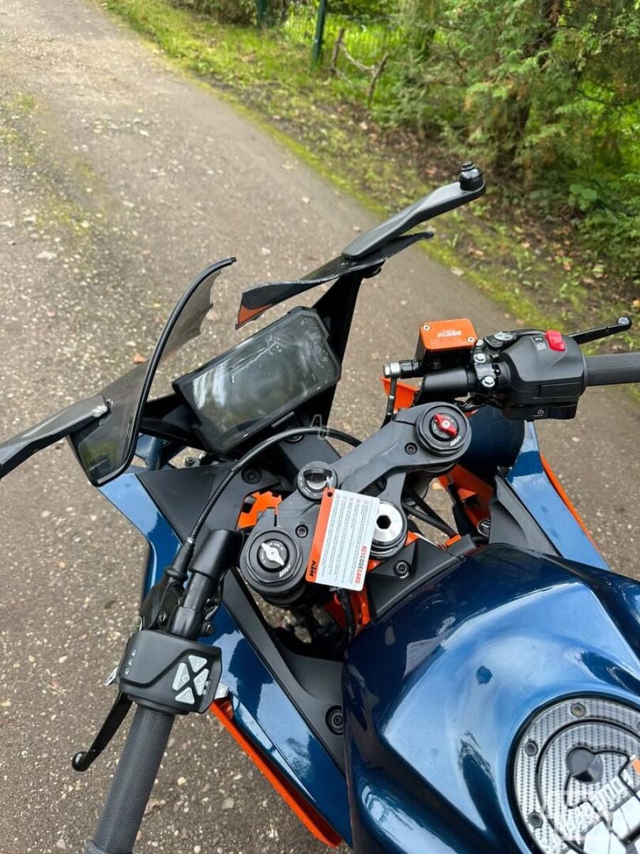 KTM RC 2025 in Ukmerge, with an engine capacity of 0.00 L and mileage of 8 thousand km for 2199 €, photo 4 on AUTOMOTO.COM.LV