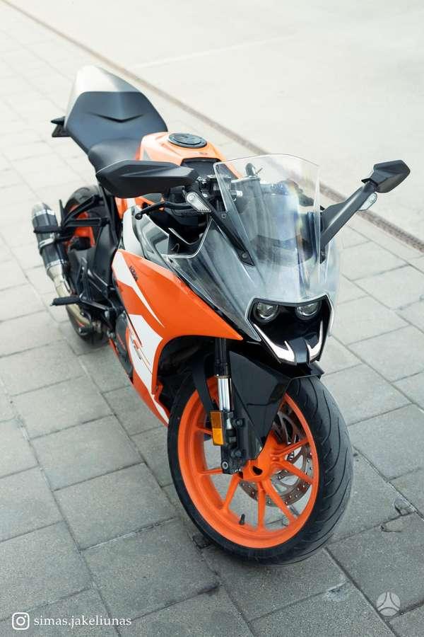Orange KTM RC 2017 in Vilnius, with an engine capacity of 0.13 L and mileage of 38 thousand km for 2500 €, photo 2 on AUTOMOTO.COM.LV