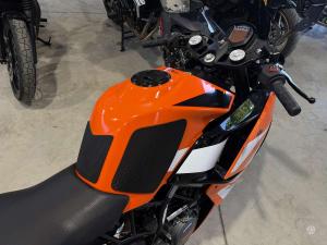 Orange KTM RC 2017 in Siauliai, with an engine capacity of 0.13 L and mileage of 19 thousand km for 2300 €, photo 12 on AUTOMOTO.COM.LV