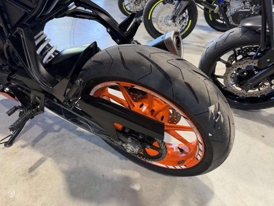Orange KTM RC 2017 in Siauliai, with an engine capacity of 0.13 L and mileage of 19 thousand km for 2300 €, photo 13 on AUTOMOTO.COM.LV