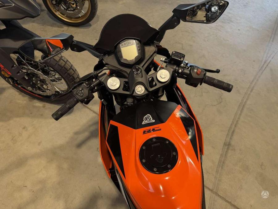 Orange KTM RC 2017 in Siauliai, with an engine capacity of 0.13 L and mileage of 19 thousand km for 2300 €, photo 20 on AUTOMOTO.COM.LV